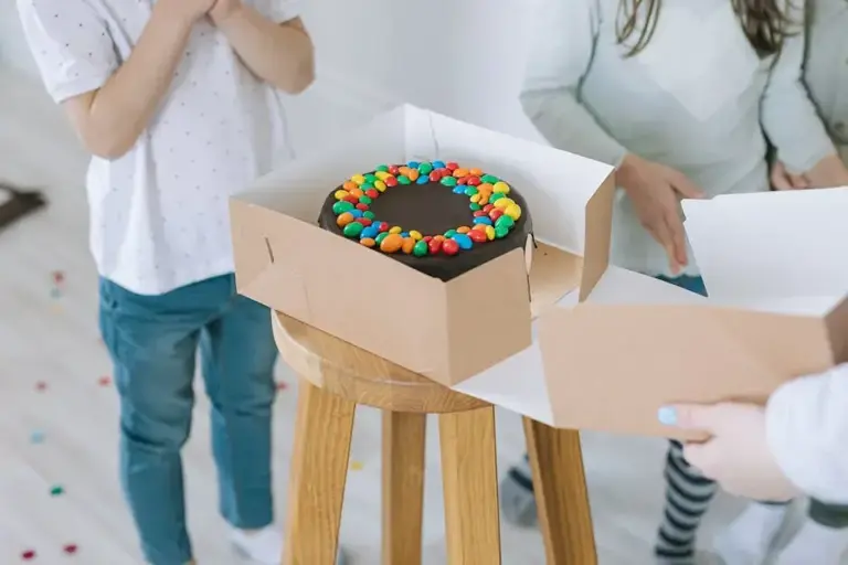 The birthday dinner disaster: 8 things you do that make the staff (and ...