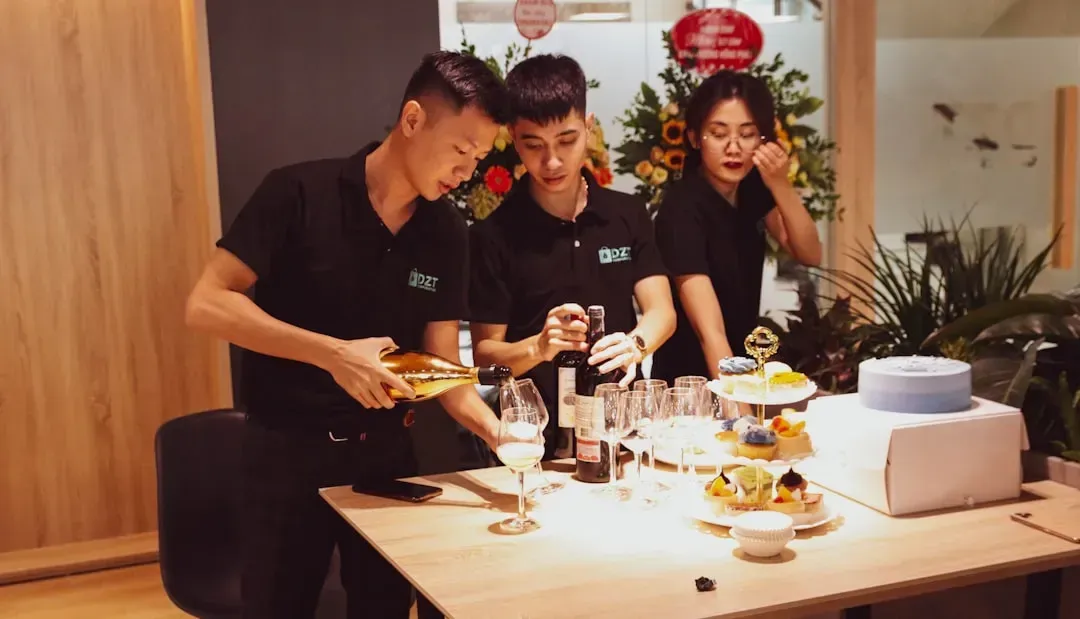 The birthday dinner disaster: 8 things you do that make the staff (and ...