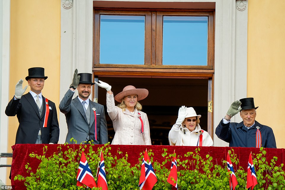 Norway's king defends crown princess's friendship with Epstein