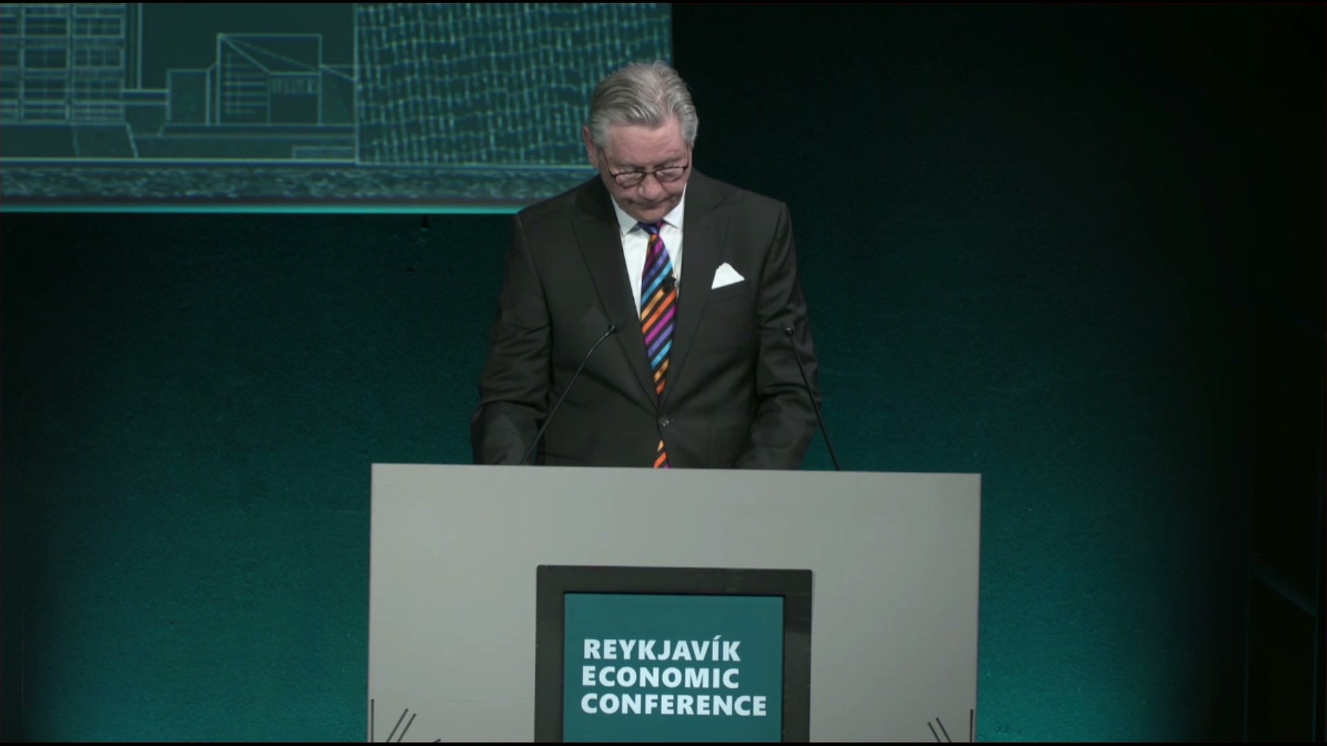 Fed must signal commitment to inflation, Schmid says