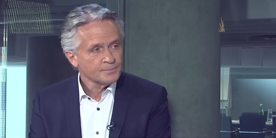 NEOS-Hearing zu ORF-Wahl: Erste Absagen und scharfe Kritik