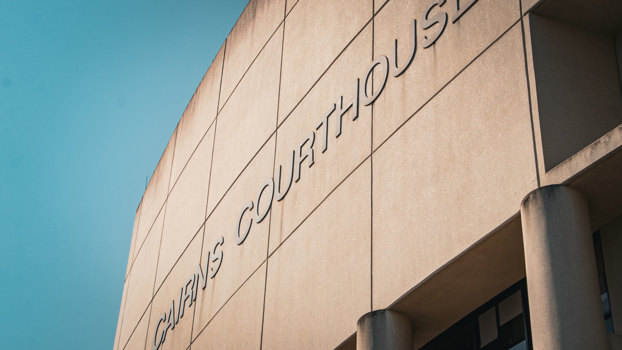 Alleged relationship with high-profile married man raised in Cairns ...