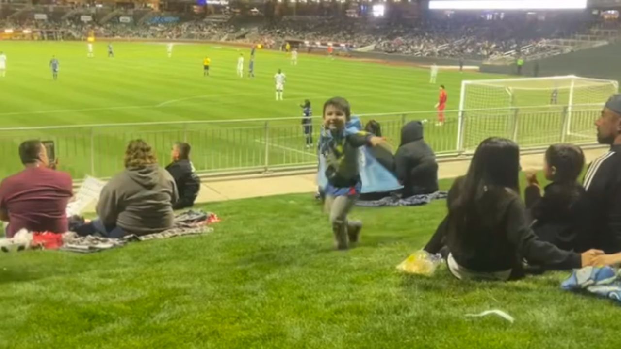 Overexcited kid almost loses battle to intrusive thoughts by trying to ...