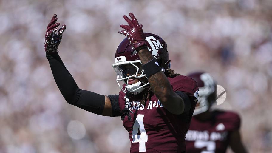 Latest video has Texas A&M hoping to steal back momentum from Sark for ...