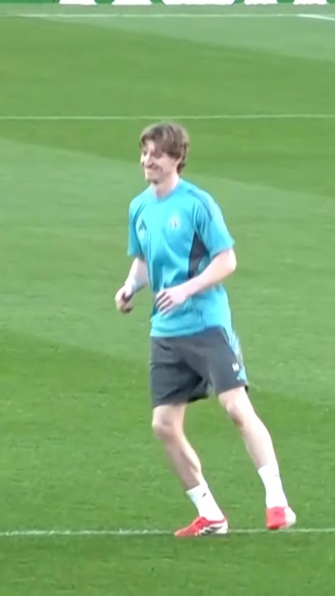 File: Gordon set to complete move to Barcelona