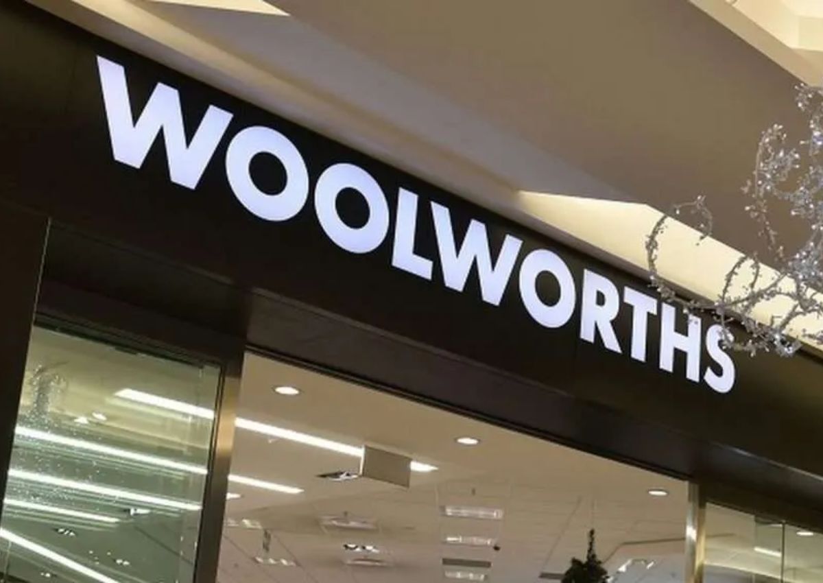 Update: Second explosion at Woolworths store