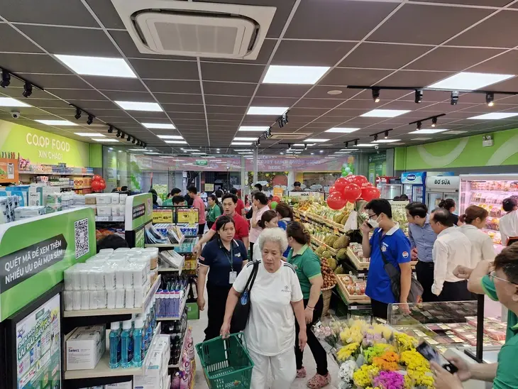 Ra mắt Co.op Food thế hệ mới, mở rộng chiến lược bán lẻ hiện đại