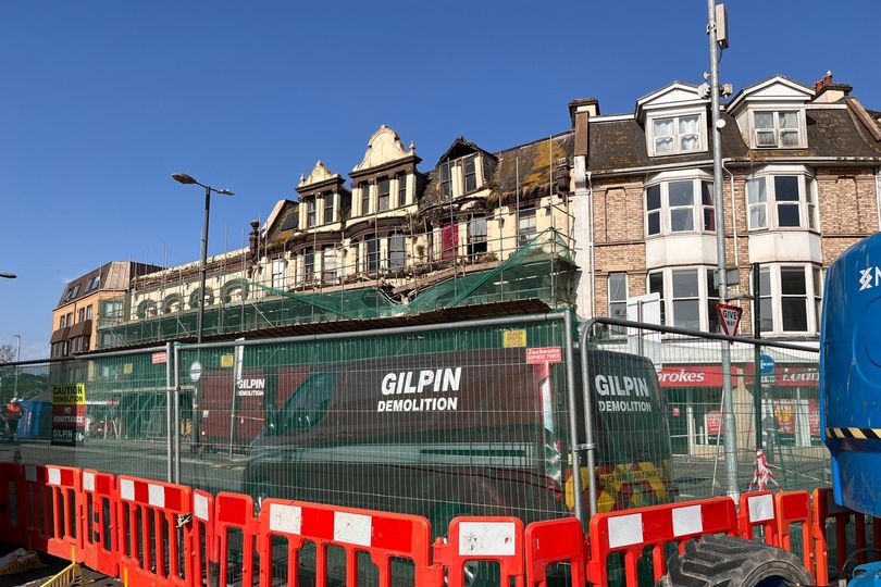 Paignton town centre stays shut as collapse talks drag on
