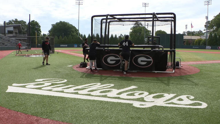 Georgia baseball moves up Athens regional game times for weather