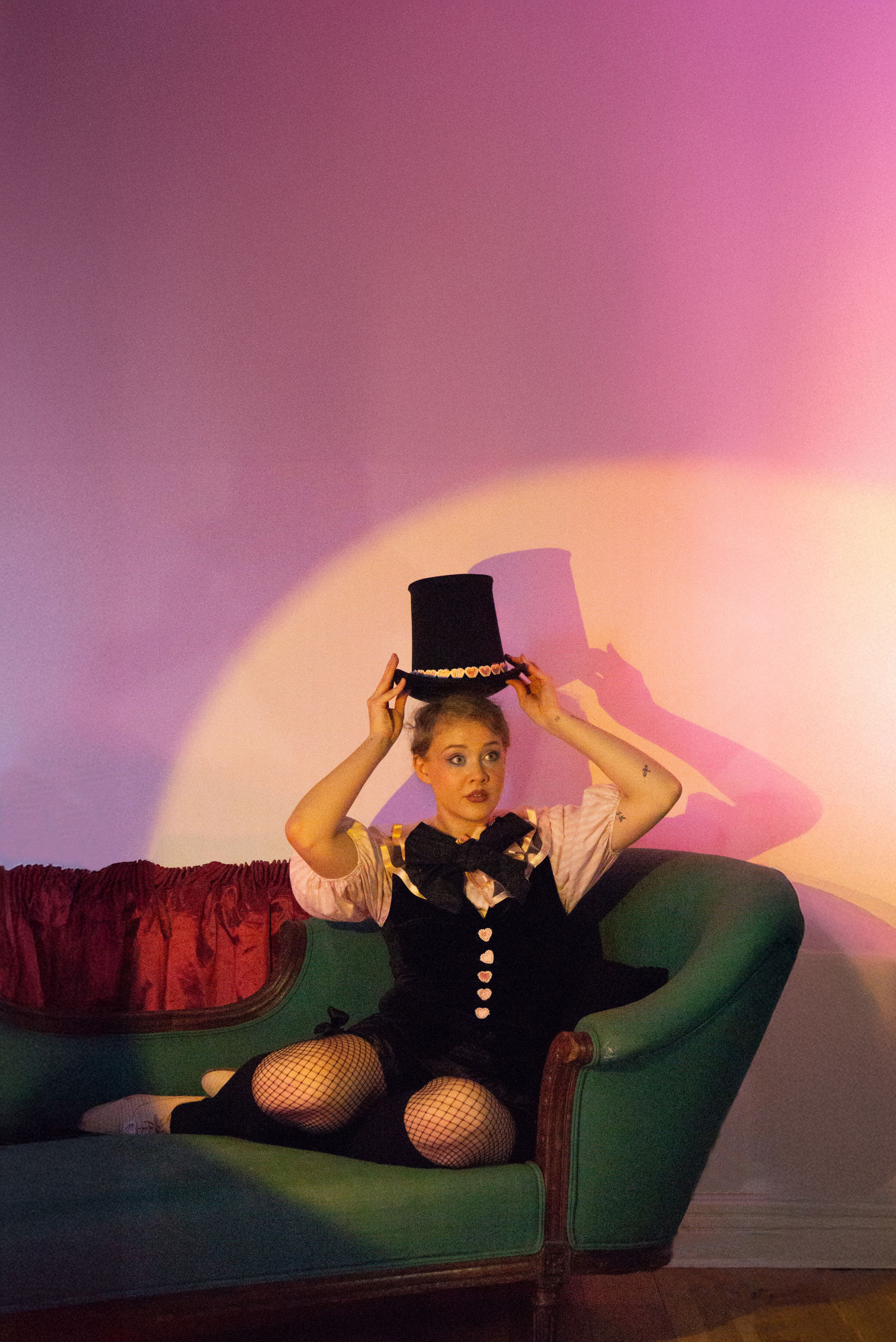 Closure Cabaret - a one-woman clown show - comes to Buxton Fringe