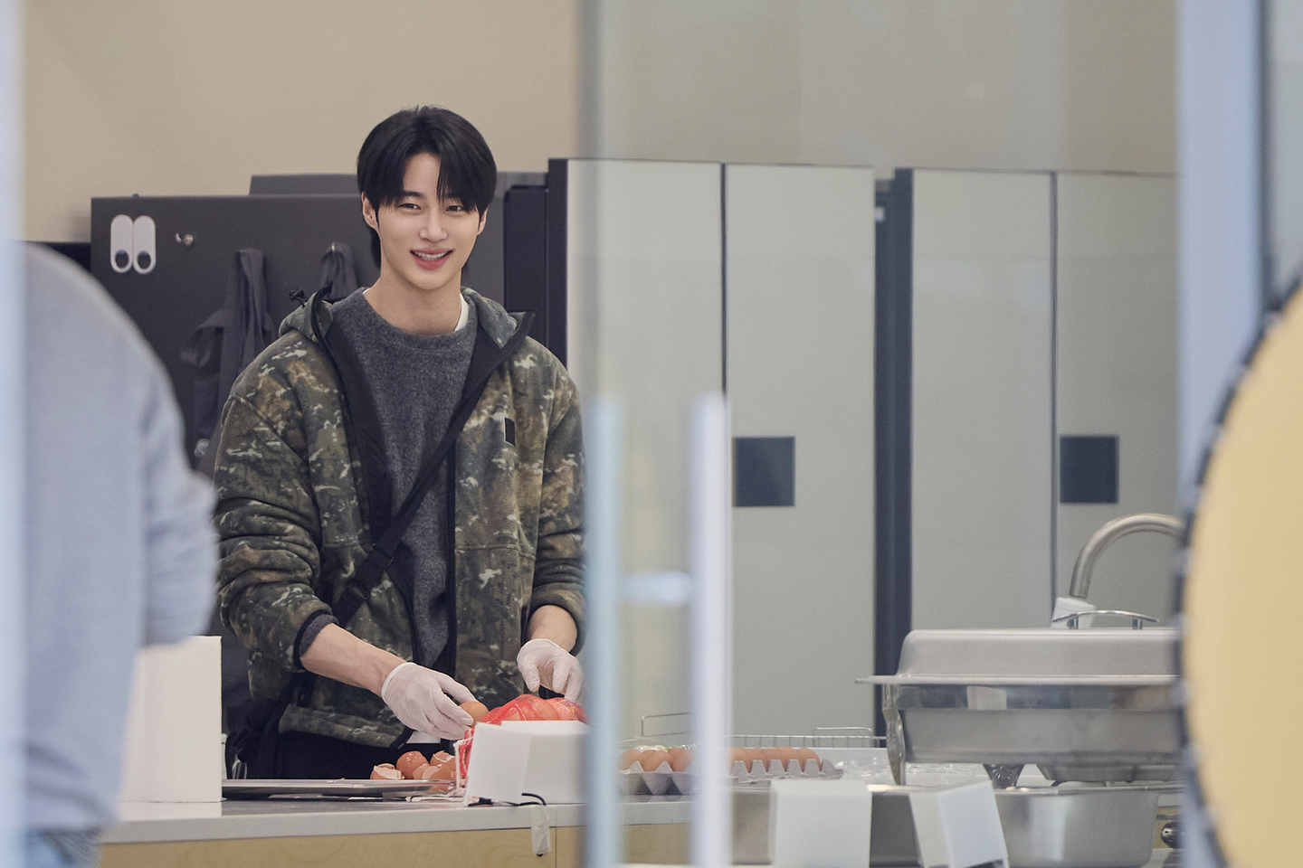 Yu Jae-seok, Byeon Woo-seok bring unscripted charm to Netflix comedy ...