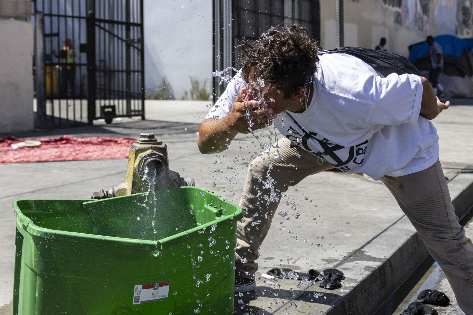 How to recognize a heat stroke vs. heat exhaustion