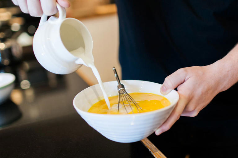 I asked 4 chefs if you should add milk to scrambled eggs—and they all ...