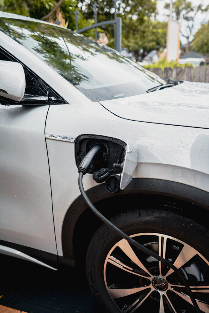 Amber's $13.6M V2G trial scales to 1,000 homes, turning EVs into grid ...