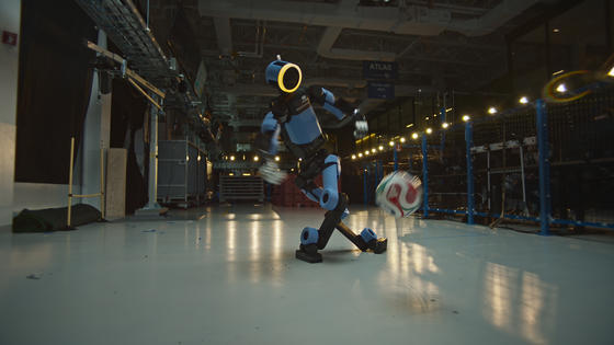 Even Sonny's impressed as Hyundai's Atlas robot shows off trick 'Ghost ...