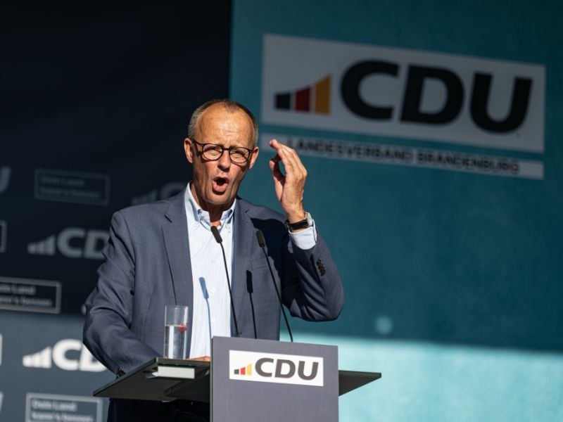 Friedrich Merz: Schulze weist Gerüchte über Ablösung von Merz zurück
