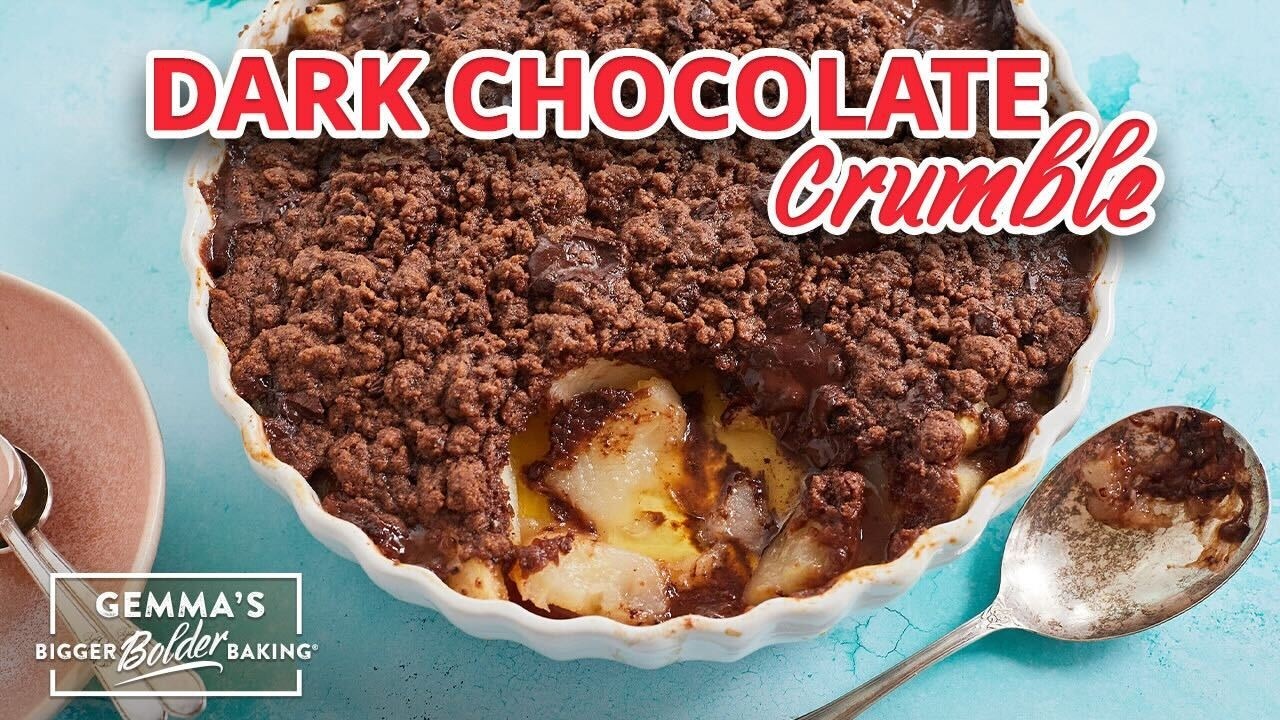 Delicious pear & dark chocolate crumble recipe