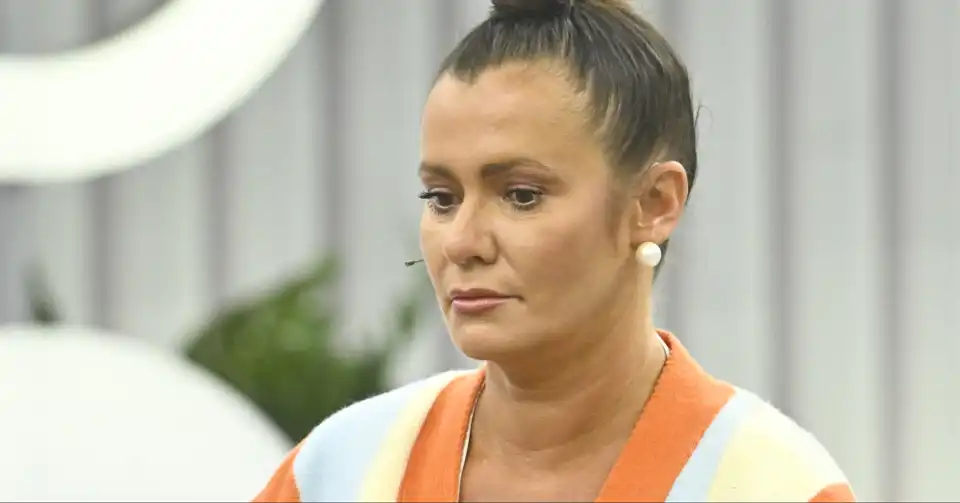 Anna Oberc straciła pracę przez trądzik, potem okradli ją w sieci