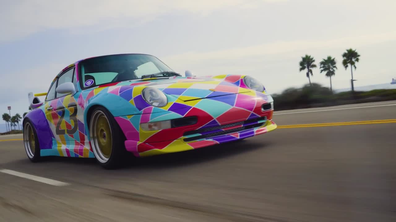 This is why this Porsche kills rich people