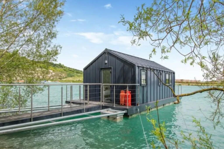 Forget the Med, families are racing to book this UK lakeside stay with ...