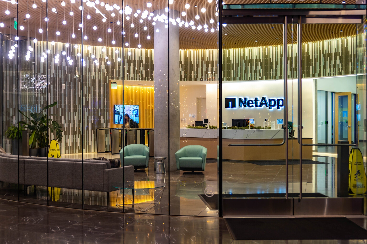 NetApp soars as Wall Street is impressed with Q4 results, guidance