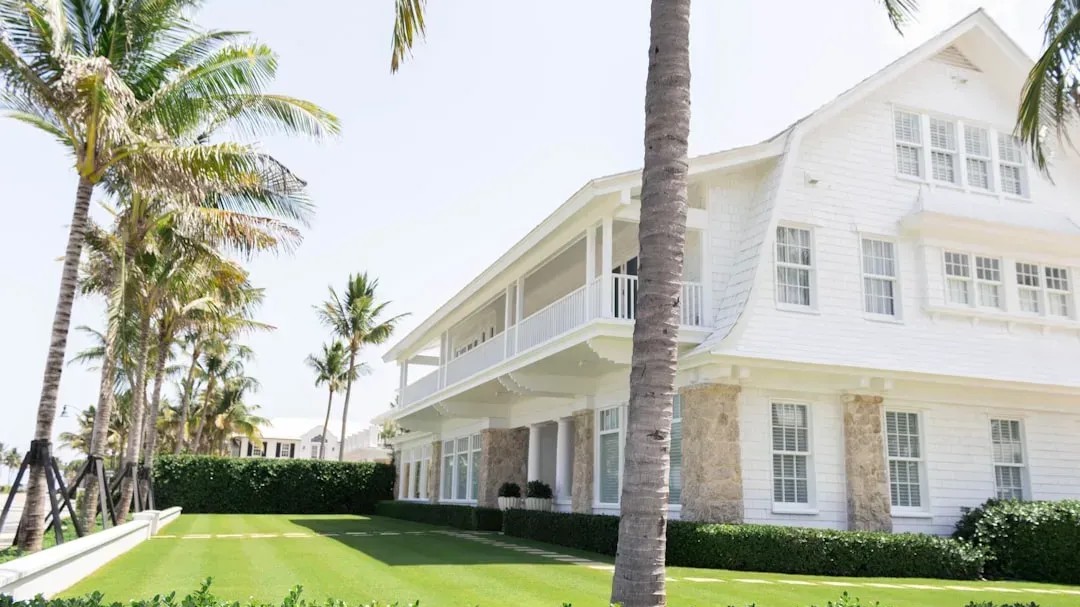 I moved to Florida to retire - hated it. Here are 6 reasons it ...