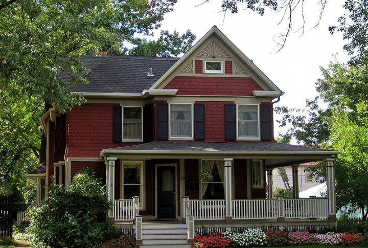 10 suburbs surrounding Chicago you should consider