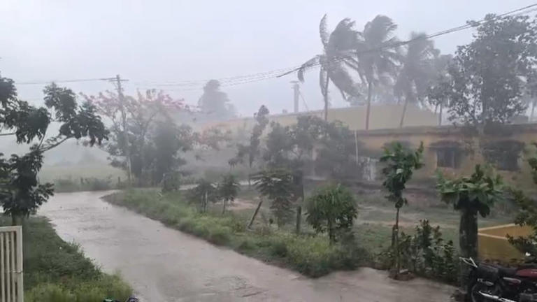 Kerala weather latest update: IMD warns of heavy rain, thunderstorms in ...