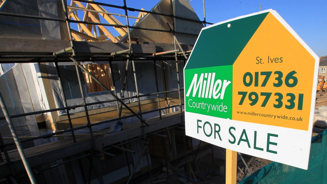 Advisers urge owners to hold geared property amid tax changes