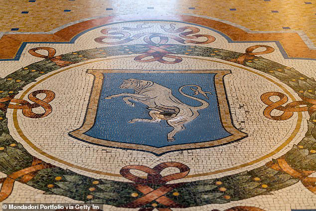 Milan's famous bull mosaic given a makeover after 'lucky testicles' are ...