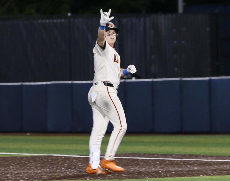 Aledo jumps on McKinney North early in Game 1 to lead 5A DI state ...