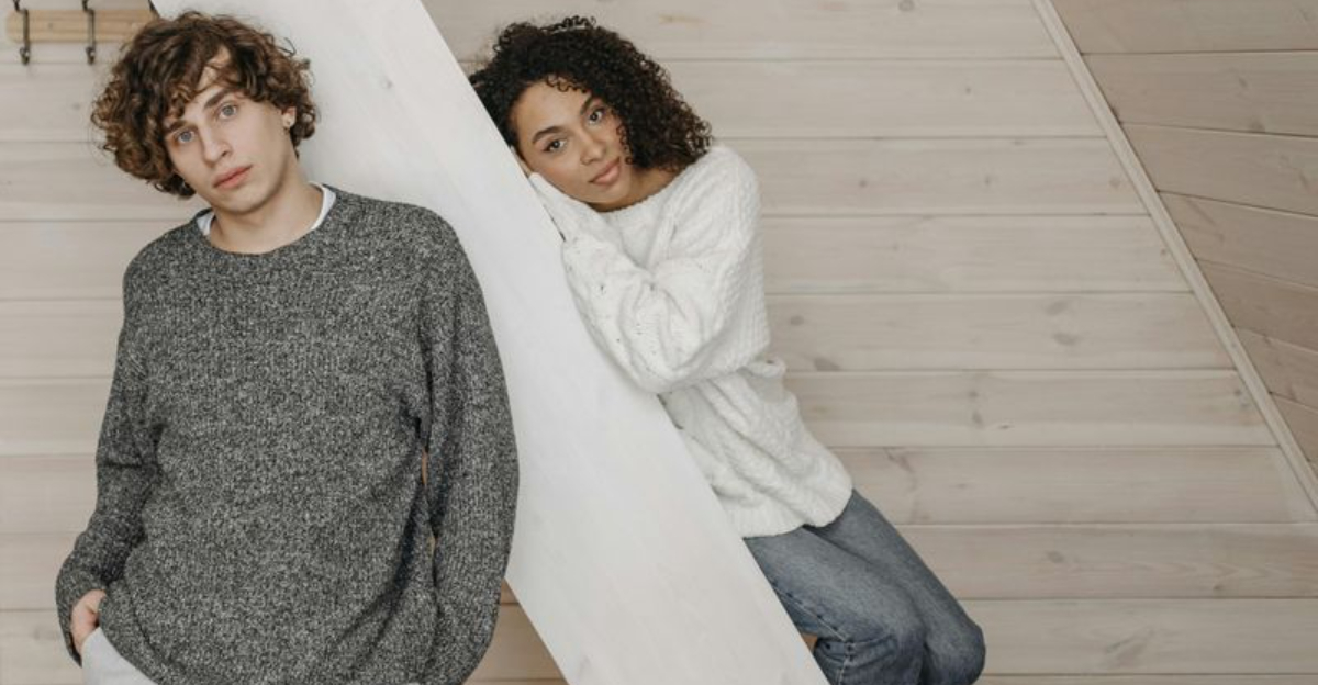13 signs your relationship is running on the bare minimum