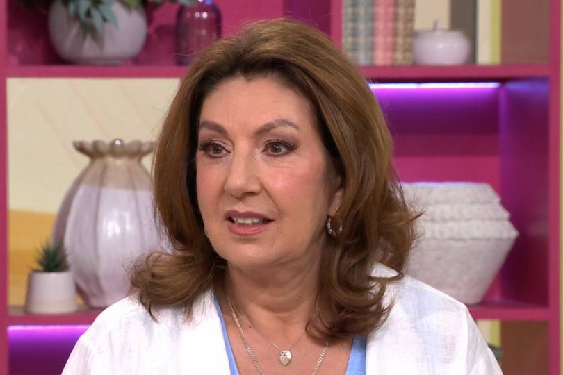 Jane McDonald shares happy update with fans on her personal life 'it works'