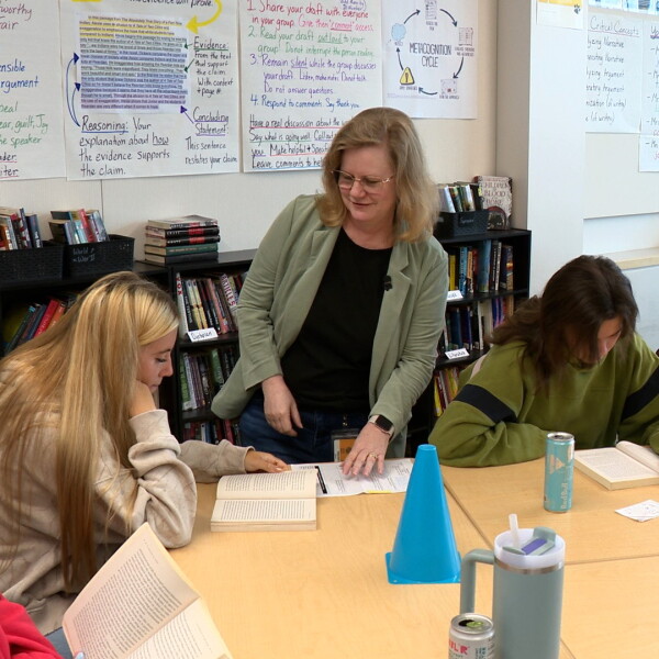 How a San Diego English teacher is using AI in her classroom