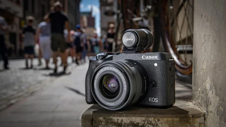 Hey Canon, please bring back this Canon M6 Mark II feature!