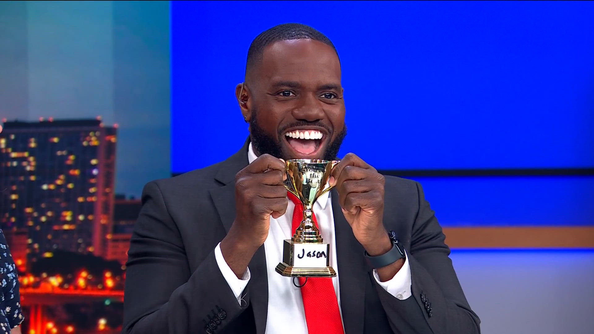 KARE 11 Sunrise competes in a spelling bee