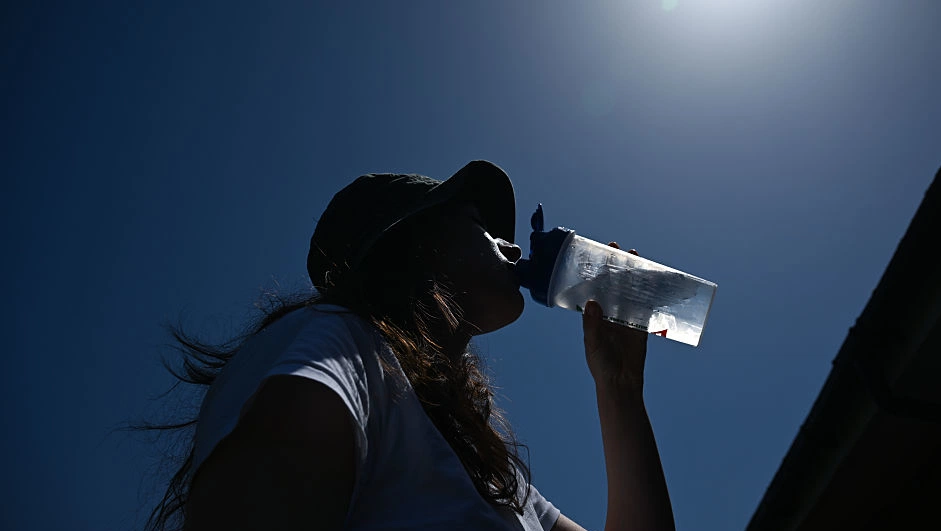 Experts outline diet and lifestyle tips for India's record heat