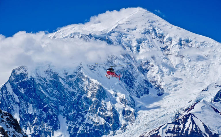 Desperate rescue mission launched after 4 climbers fall near Denali ...