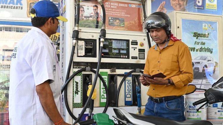 Diesel-isobutanol blending mandate likely this year: MoRTH secy