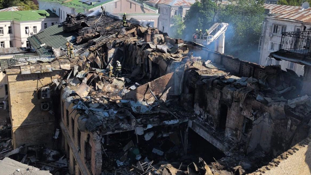 G7 envoys stay in Kyiv despite Russian strike threats