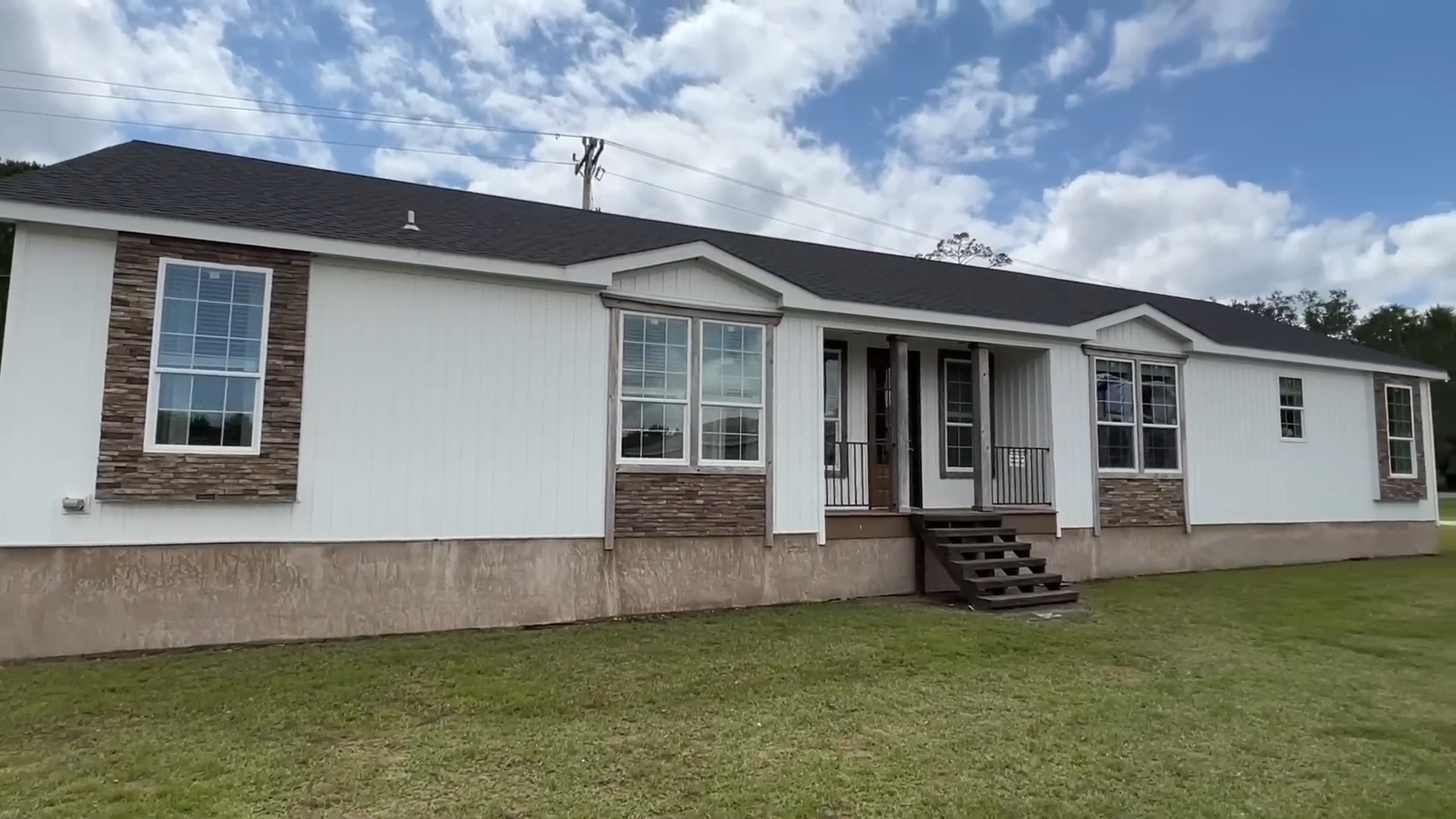 Lake Charles by Franklin Homes | 4 bed, 3 bath mobile house tour