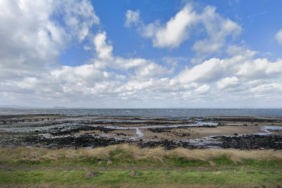 Ranked: 10 beautiful beaches near Edinburgh awarded Scotland's Beach ...