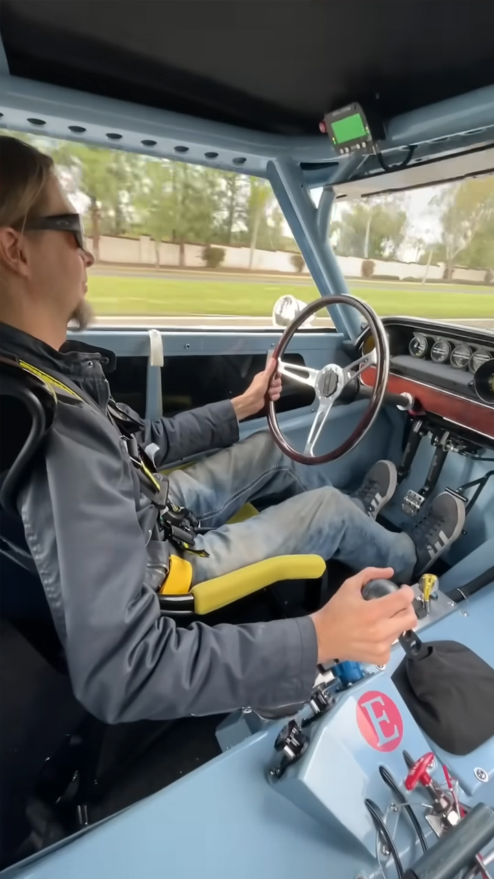 This Ruffian Galaxie shifts without a clutch