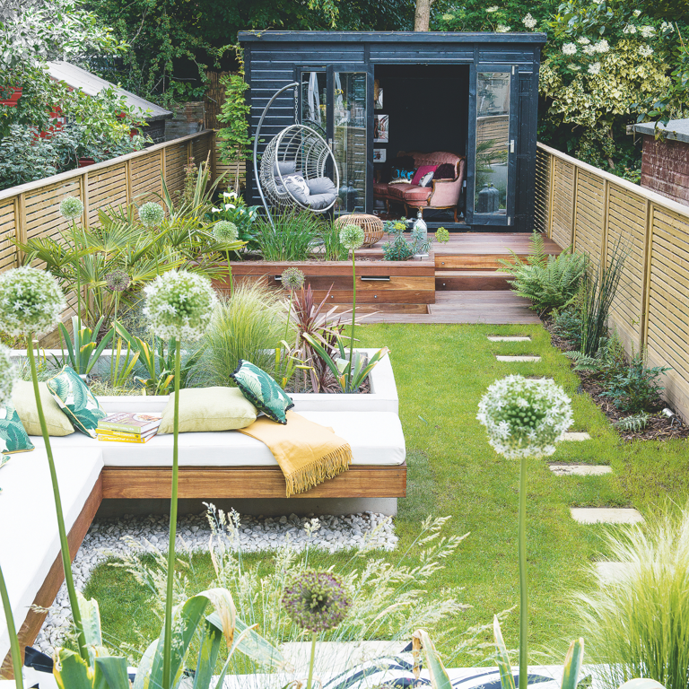 Experts warn gardeners to stop making this watering mistake during the ...