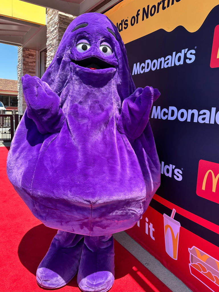Jackson Township McDonald's debuts new drinks with red carpet rollout