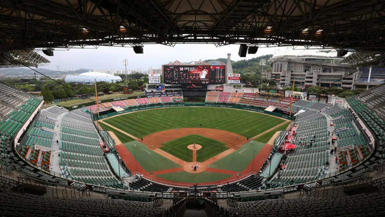 'Korean Ohtani' turns down five MLB teams: Will keep lighting up his ...