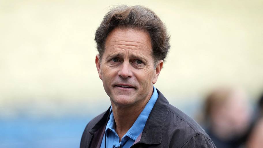 Dodgers announcer put in hilarious spot to break down son's swing after ...