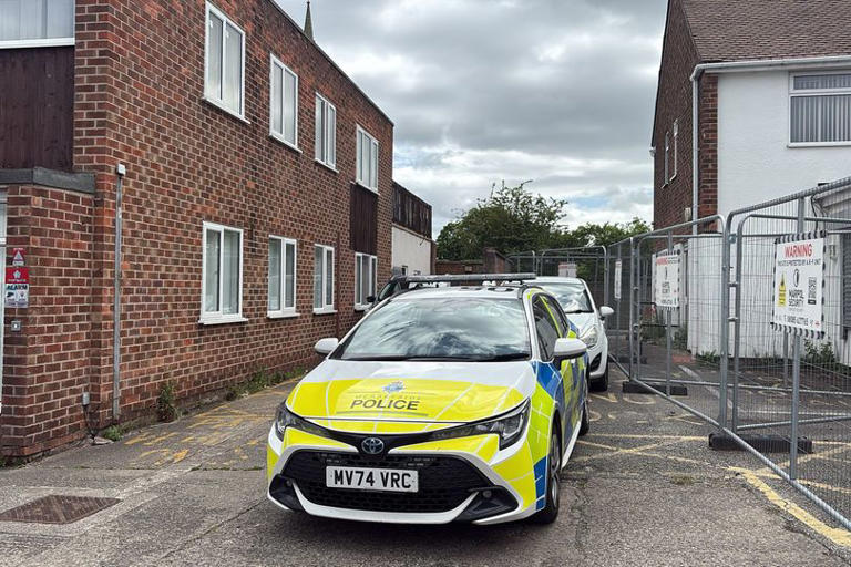 Girl, 3, falls from window of Moreton flats as emergency services swarm ...