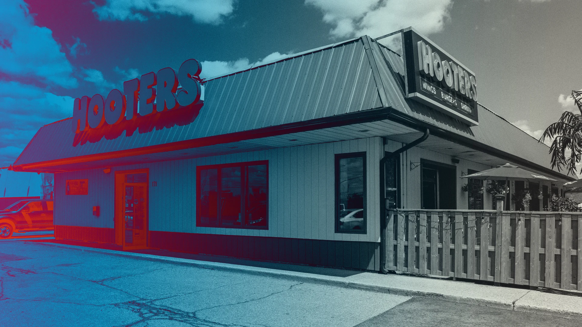 The real reason Hooters failed—and the 1 crucial mistake that can kill ...