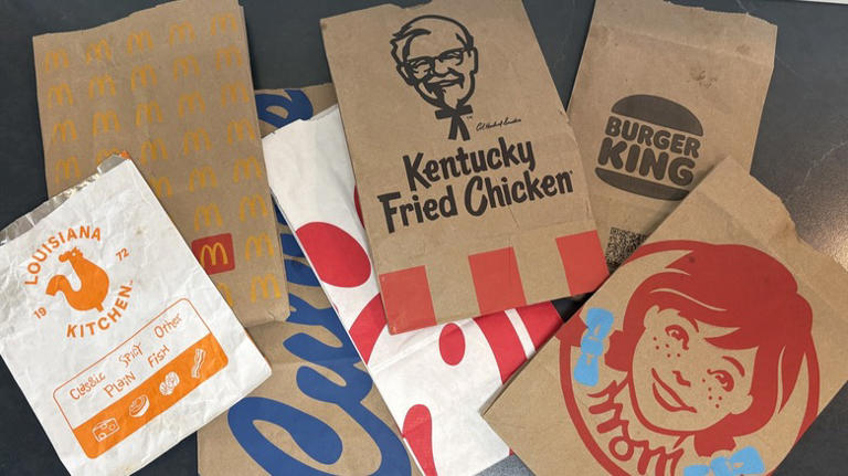 I tried spicy chicken sandwiches from 8 fast food chains and ranked them